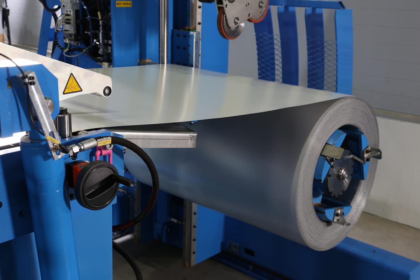 How does a punching machine work? - Pivatic